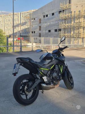 Melns Kawasaki Z 2020 Viļņa, ar dzinēja tilpumu 0.65 L un nobraukumu 23 tūkst. km par 4600 €, foto 3 vietnē AUTOMOTO.COM.LV