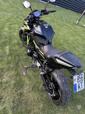 Black Kawasaki Z 2020 in Palanga, with an engine capacity of 0.65 L and mileage of 10 thousand km for 4600 €, photo 10 on AUTOMOTO.COM.LV