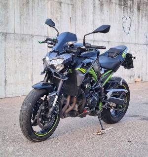 Black Kawasaki Z 2020 in Vilnius, with an engine capacity of 0.95 L and mileage of 37 thousand km for 6360 €, photo 3 on AUTOMOTO.COM.LV
