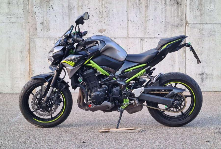 Black Kawasaki Z 2020 in Vilnius, with an engine capacity of 0.95 L and mileage of 37 thousand km for 6360 €, photo 4 on AUTOMOTO.COM.LV