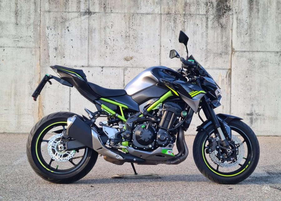 Black Kawasaki Z 2020 in Vilnius, with an engine capacity of 0.95 L and mileage of 37 thousand km for 6360 €, photo 5 on AUTOMOTO.COM.LV