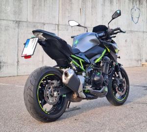 Black Kawasaki Z 2020 in Vilnius, with an engine capacity of 0.95 L and mileage of 37 thousand km for 6360 €, photo 7 on AUTOMOTO.COM.LV