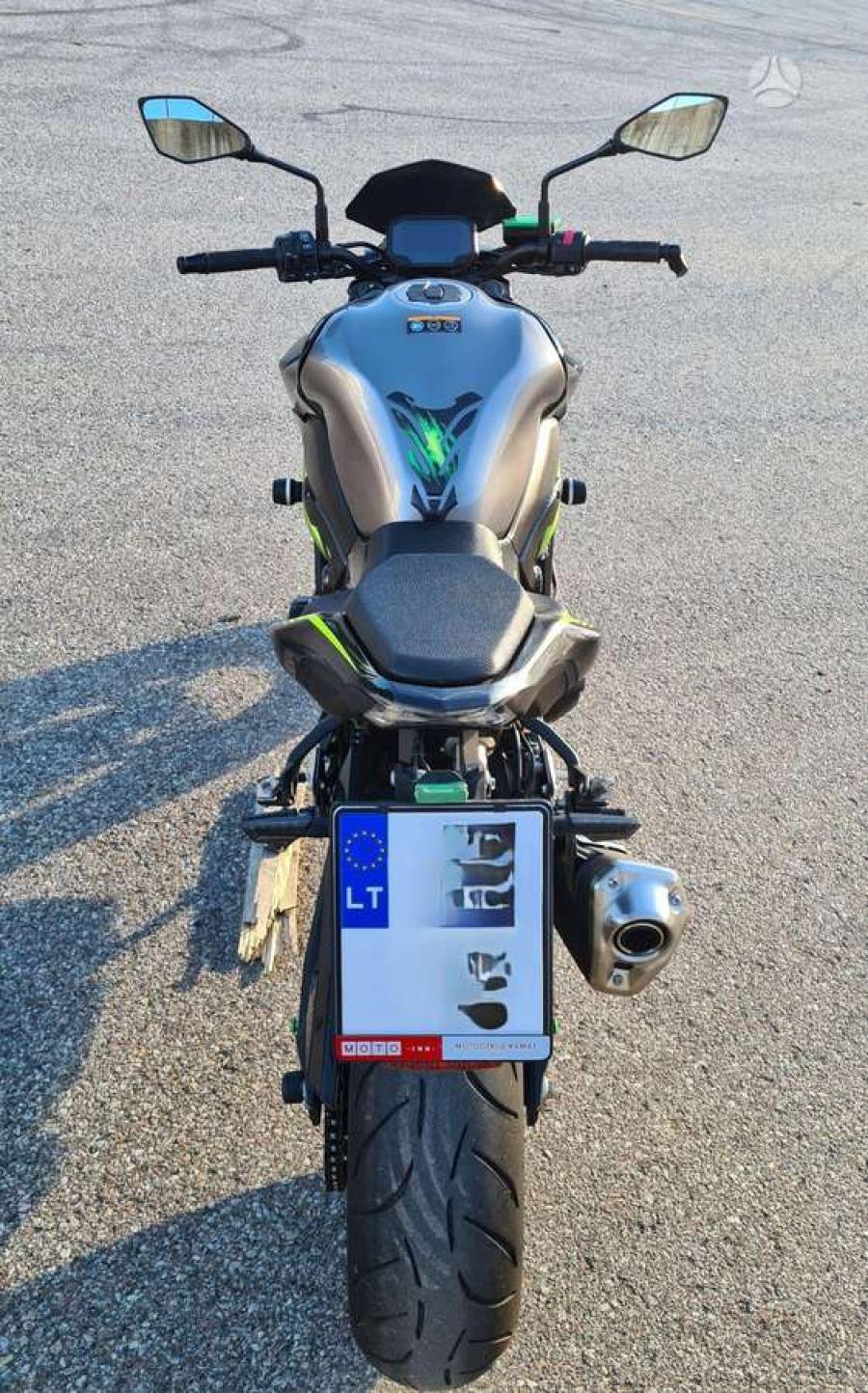Black Kawasaki Z 2020 in Vilnius, with an engine capacity of 0.95 L and mileage of 37 thousand km for 6360 €, photo 10 on AUTOMOTO.COM.LV