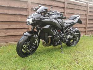 Black Kawasaki Z 2021 in Taurage, with an engine capacity of 1.00 L and mileage of 11 thousand km for 10599 €, photo 6 on AUTOMOTO.COM.LV