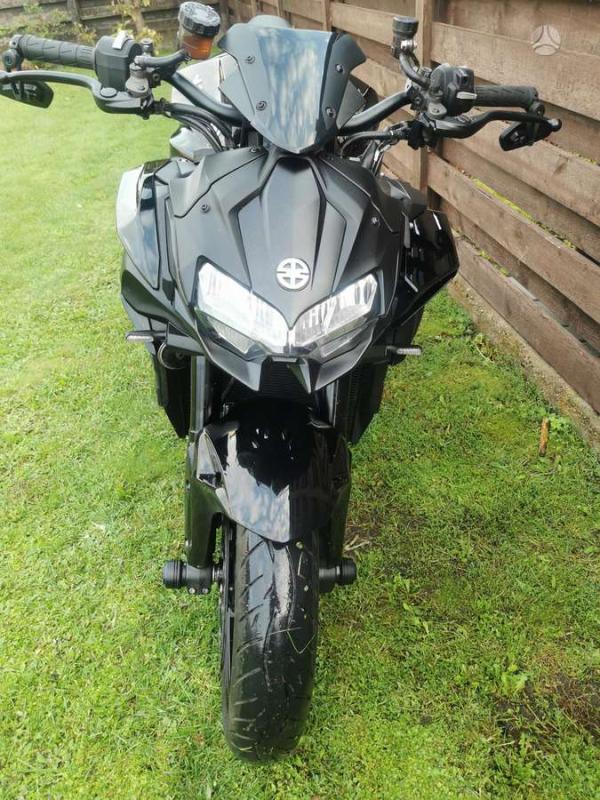 Black Kawasaki Z 2021 in Taurage, with an engine capacity of 1.00 L and mileage of 11 thousand km for 10599 €, photo 7 on AUTOMOTO.COM.LV