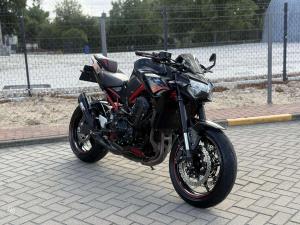 Black Kawasaki Z 2022 in Marijampole, with an engine capacity of 0.95 L and mileage of 18 thousand km for 6100 €, photo  on AUTOMOTO.COM.LV