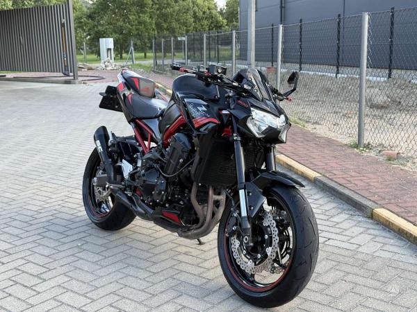 Black Kawasaki Z 2022 in Marijampole, with an engine capacity of 0.95 L and mileage of 18 thousand km for 6100 €, photo 2 on AUTOMOTO.COM.LV