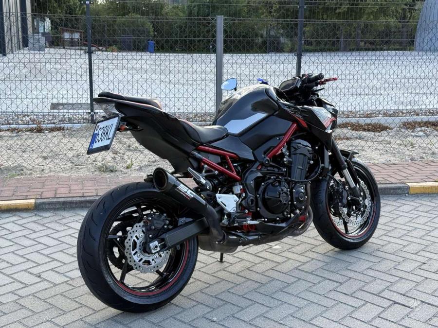 Black Kawasaki Z 2022 in Marijampole, with an engine capacity of 0.95 L and mileage of 18 thousand km for 6100 €, photo 5 on AUTOMOTO.COM.LV