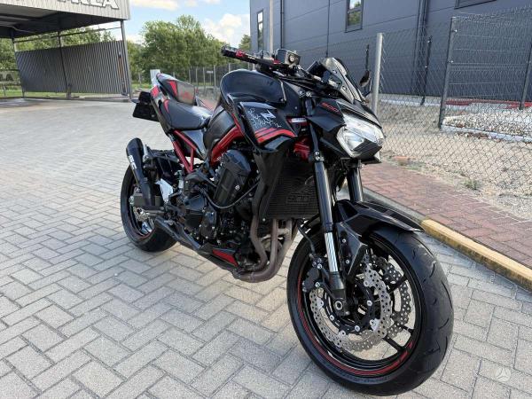 Black Kawasaki Z 2022 in Marijampole, with an engine capacity of 0.95 L and mileage of 18 thousand km for 6100 €, photo 5 on AUTOMOTO.COM.LV