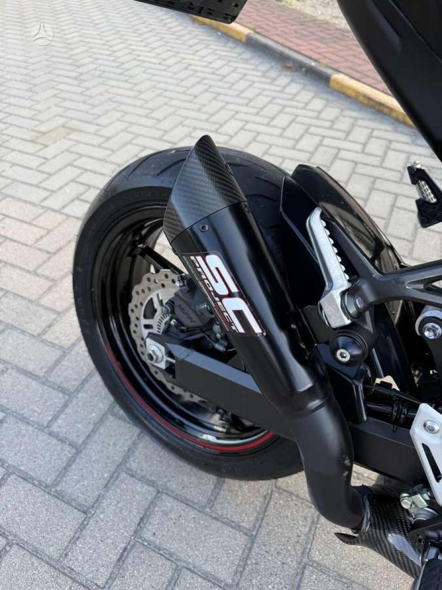 Black Kawasaki Z 2022 in Marijampole, with an engine capacity of 0.95 L and mileage of 18 thousand km for 6100 €, photo 10 on AUTOMOTO.COM.LV