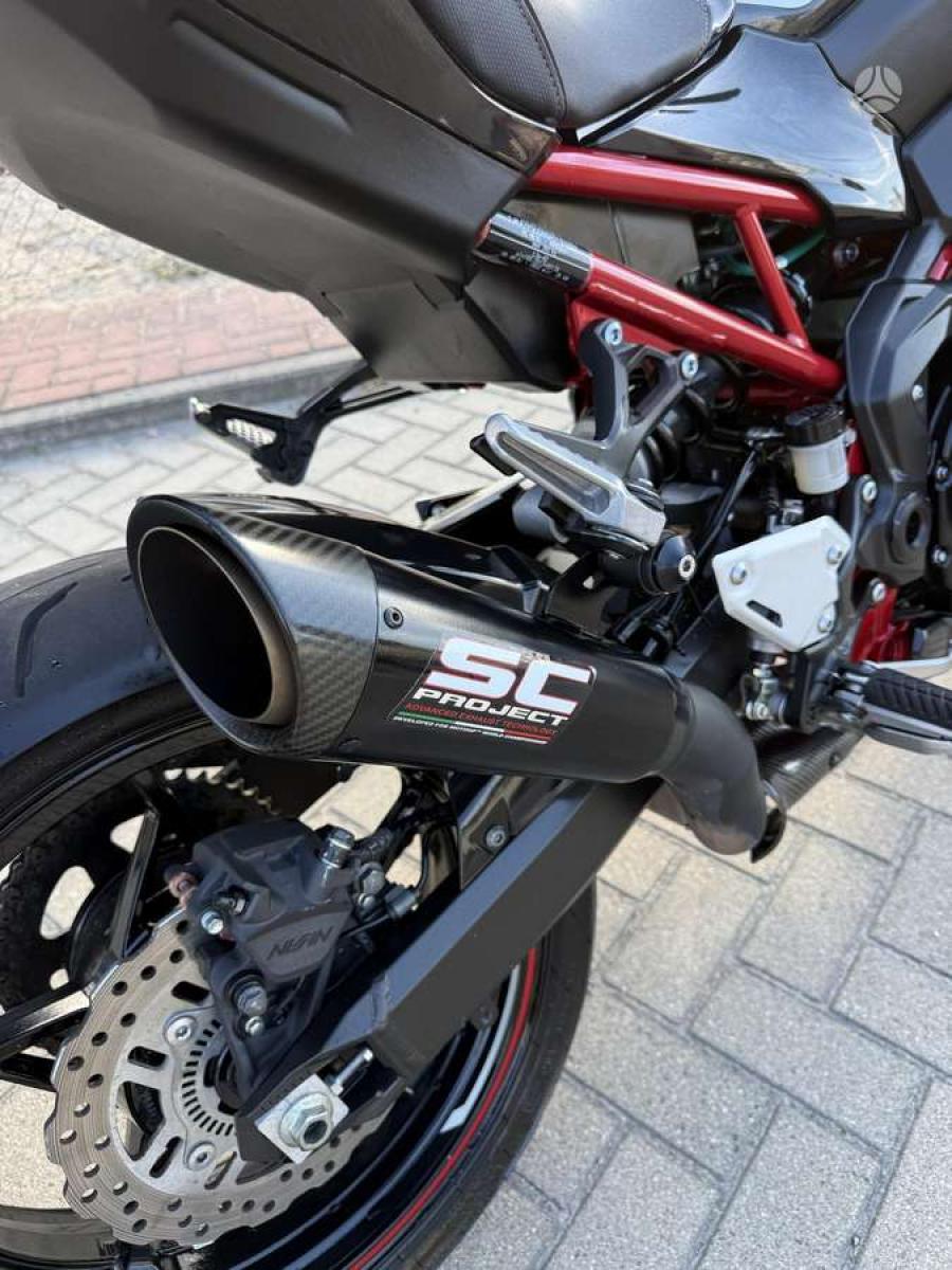Black Kawasaki Z 2022 in Marijampole, with an engine capacity of 0.95 L and mileage of 18 thousand km for 6100 €, photo 13 on AUTOMOTO.COM.LV