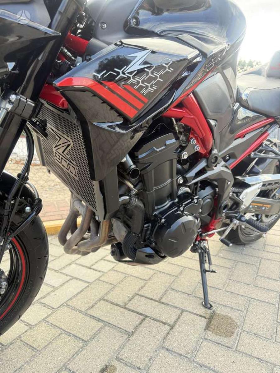 Black Kawasaki Z 2022 in Marijampole, with an engine capacity of 0.95 L and mileage of 18 thousand km for 6100 €, photo 24 on AUTOMOTO.COM.LV
