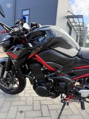 Black Kawasaki Z 2022 in Marijampole, with an engine capacity of 0.95 L and mileage of 18 thousand km for 6100 €, photo 25 on AUTOMOTO.COM.LV