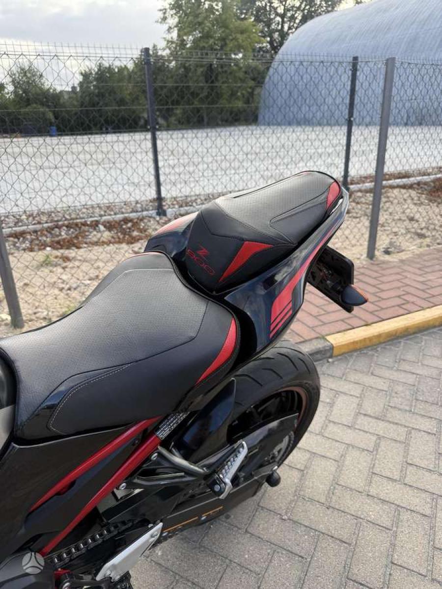 Black Kawasaki Z 2022 in Marijampole, with an engine capacity of 0.95 L and mileage of 18 thousand km for 6100 €, photo 28 on AUTOMOTO.COM.LV