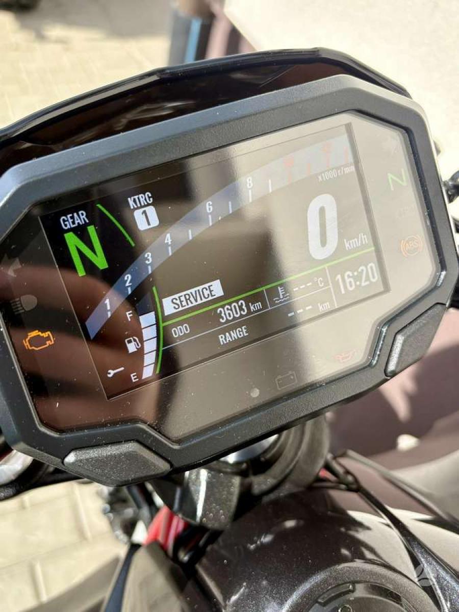 Melns Kawasaki Z 2023 Kauņa, ar dzinēja tilpumu 0.65 L un nobraukumu 4 tūkst. km par 5500 €, foto 7 vietnē AUTOMOTO.COM.LV
