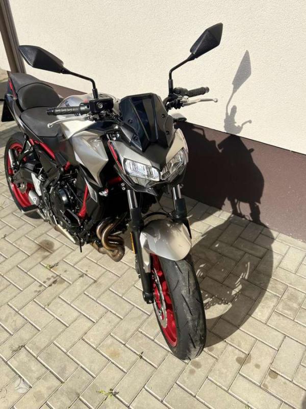 Black Kawasaki Z 2023 in Kaunas, with an engine capacity of 0.65 L and mileage of 4 thousand km for 5500 €, photo 8 on AUTOMOTO.COM.LV