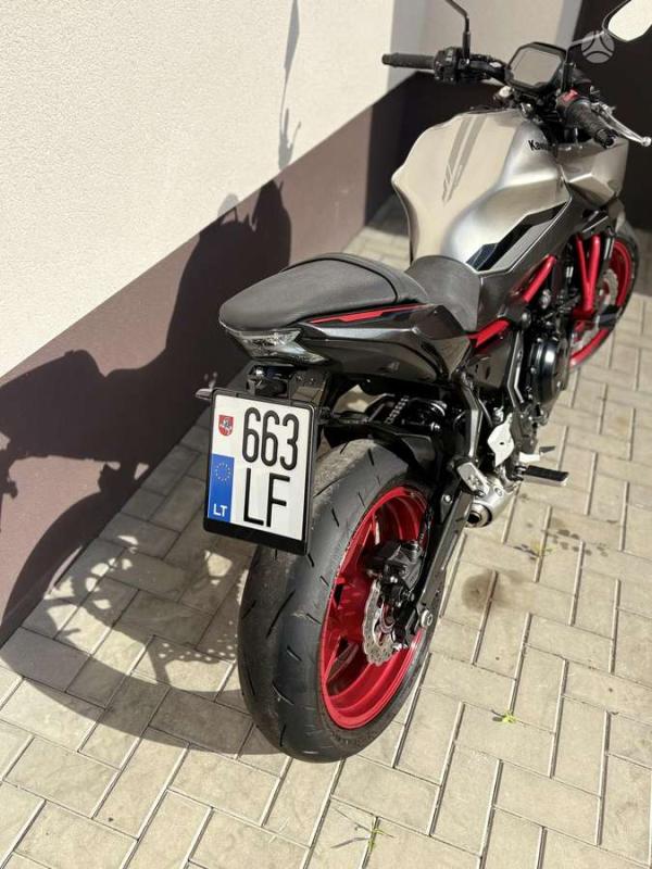 Black Kawasaki Z 2023 in Kaunas, with an engine capacity of 0.65 L and mileage of 4 thousand km for 5500 €, photo 11 on AUTOMOTO.COM.LV