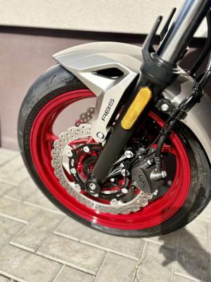 Melns Kawasaki Z 2023 Kauņa, ar dzinēja tilpumu 0.65 L un nobraukumu 4 tūkst. km par 5500 €, foto 15 vietnē AUTOMOTO.COM.LV