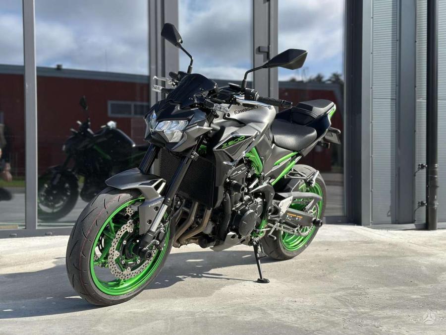 Melns Kawasaki Z 2023 Viļņa, ar dzinēja tilpumu 0.90 L un nobraukumu 3 tūkst. km par 7850 €, foto 1 vietnē AUTOMOTO.COM.LV