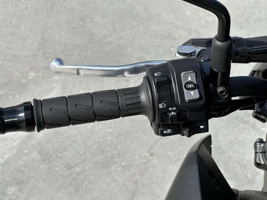 Melns Kawasaki Z 2023 Viļņa, ar dzinēja tilpumu 0.90 L un nobraukumu 3 tūkst. km par 7850 €, foto 15 vietnē AUTOMOTO.COM.LV
