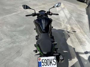 Melns Kawasaki Z 2023 Viļņa, ar dzinēja tilpumu 0.90 L un nobraukumu 3 tūkst. km par 7850 €, foto 17 vietnē AUTOMOTO.COM.LV