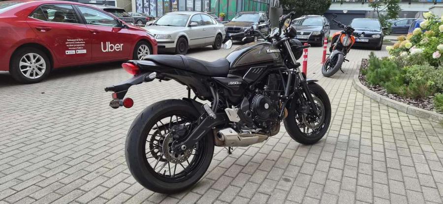 Black Kawasaki Z 2024 in Vilnius, with an engine capacity of 0.65 L and mileage of 4 thousand km for 3900 €, photo 4 on AUTOMOTO.COM.LV
