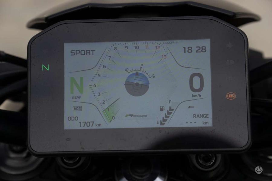 Черный Кавасаки Z 2025 в Вильнюс, объемом двигателя 0.90 л и пробегом 2 тыс. км за 8490 €, фото 16 на AUTOMOTO.COM.LV