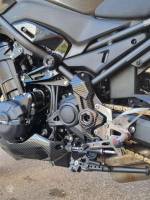 Black Kawasaki Z 2025 in Vilnius, with an engine capacity of 0.95 L and mileage of 2 thousand km for 7700 €, photo 5 on AUTOMOTO.COM.LV