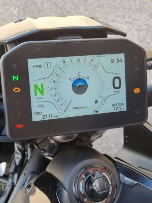 Black Kawasaki Z 2025 in Vilnius, with an engine capacity of 0.95 L and mileage of 2 thousand km for 7700 €, photo 14 on AUTOMOTO.COM.LV