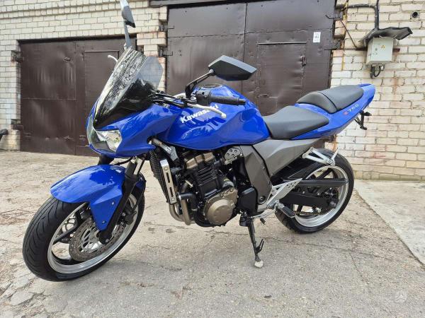 Blue Kawasaki Z 2004 in Alytus, with an engine capacity of 0.75 L and mileage of 36 thousand km for 2650 €, photo 2 on AUTOMOTO.COM.LV