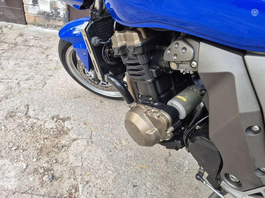 Blue Kawasaki Z 2004 in Alytus, with an engine capacity of 0.75 L and mileage of 36 thousand km for 2650 €, photo 11 on AUTOMOTO.COM.LV