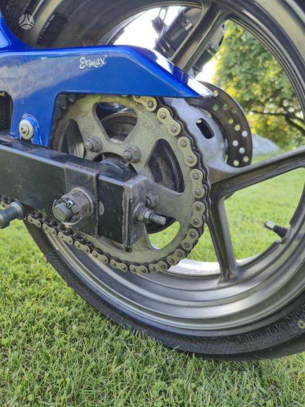 Blue Kawasaki Z 2005 in Moletai, with an engine capacity of 0.75 L and mileage of 38 thousand km for 2050 €, photo 4 on AUTOMOTO.COM.LV