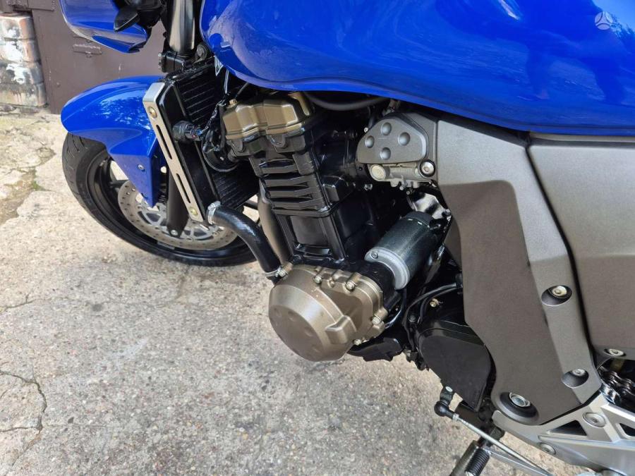Blue Kawasaki Z 2005 in Alytus, with an engine capacity of 0.75 L and mileage of 30 thousand km for 2970 €, photo 12 on AUTOMOTO.COM.LV
