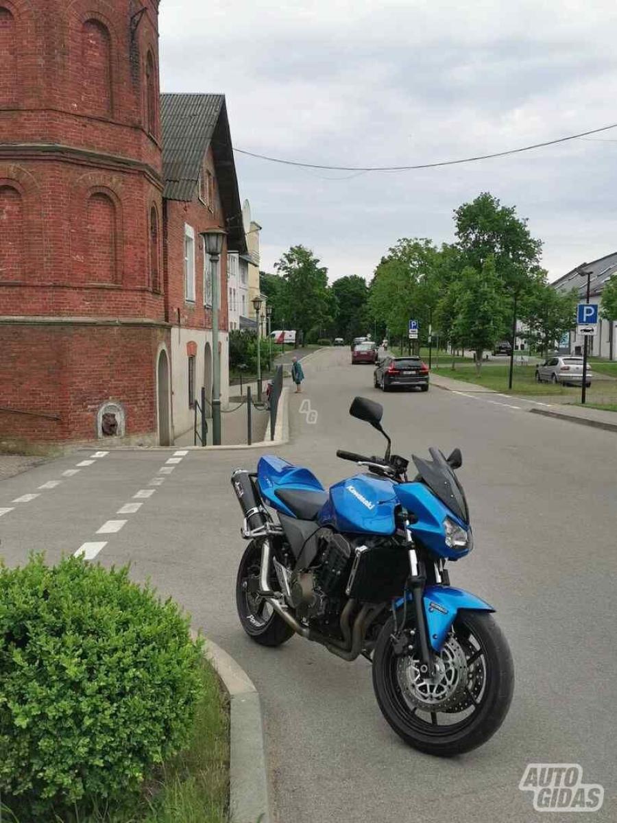 Blue Kawasaki Z 2006 in Silale, with an engine capacity of 0.75 L and mileage of 54 thousand km for 2350 €, photo 6 on AUTOMOTO.COM.LV