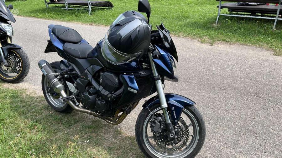 Blue Kawasaki Z 2008 in Vilnius, with an engine capacity of 0.75 L and mileage of 76 thousand km for 3800 €, photo 4 on AUTOMOTO.COM.LV