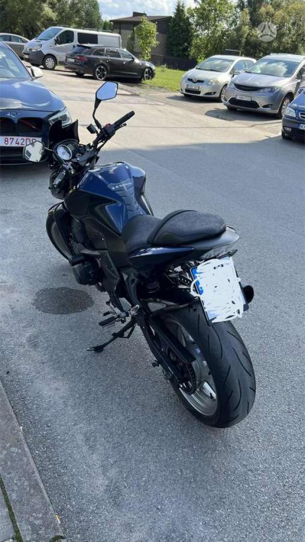 Blue Kawasaki Z 2008 in Vilnius, with an engine capacity of 0.75 L and mileage of 75 thousand km for 3300 €, photo 4 on AUTOMOTO.COM.LV