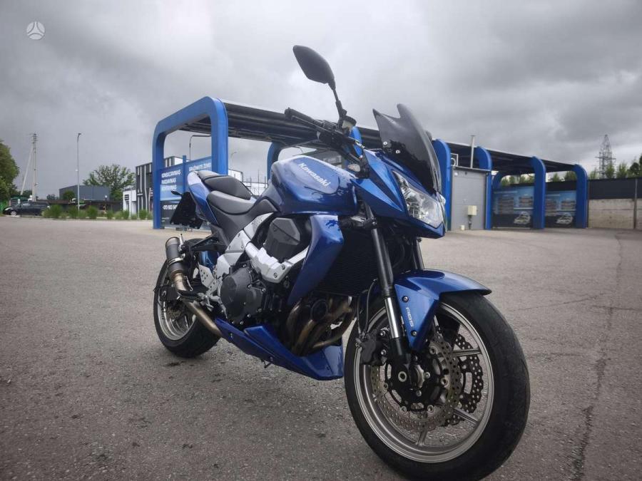 Blue Kawasaki Z 2009 in Kaunas, with an engine capacity of 0.75 L and mileage of 41 thousand km for 3500 €, photo 6 on AUTOMOTO.COM.LV