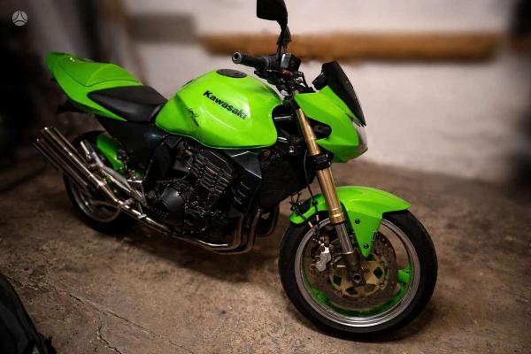Zaļš Kawasaki Z 2003 Šauļi, ar dzinēja tilpumu 1.00 L un nobraukumu 47 tūkst. km par 2250 €, foto 1 vietnē AUTOMOTO.COM.LV