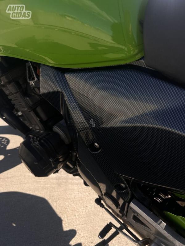 Green Kawasaki Z 2003 in Vilnius, with an engine capacity of 1.00 L and mileage of 47 thousand km for 3330 €, photo 8 on AUTOMOTO.COM.LV