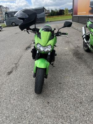 Green Kawasaki Z 2007 in Jonava, with an engine capacity of 0.75 L and mileage of 46 thousand km for 2500 €, photo 3 on AUTOMOTO.COM.LV
