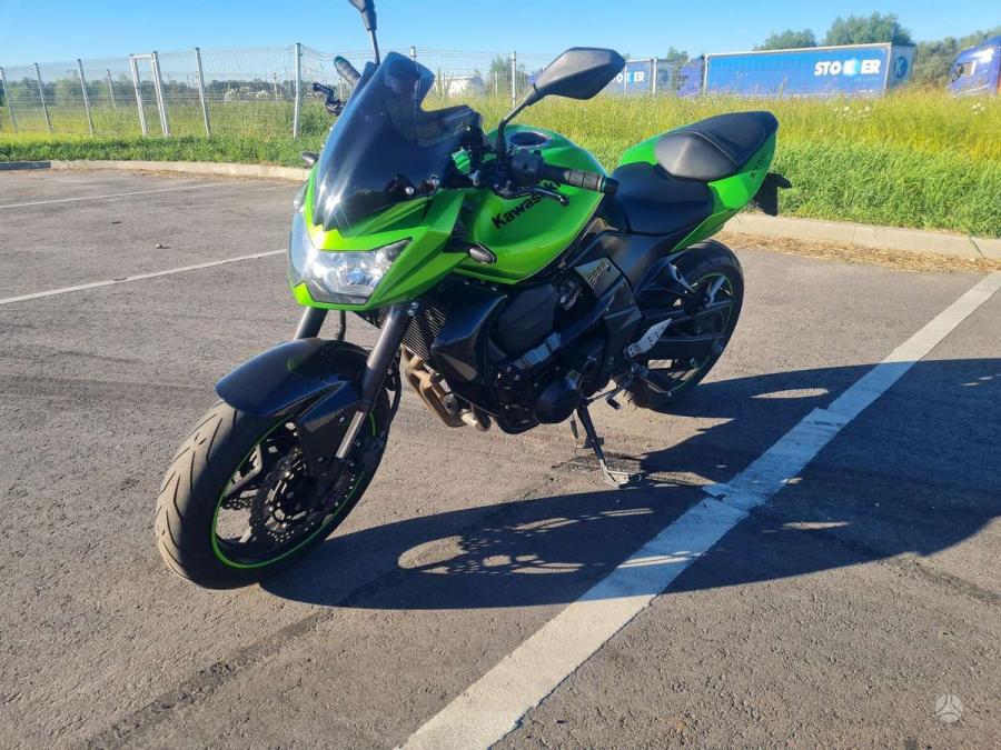 Zaļš Kawasaki Z 2009 Kauņa, ar dzinēja tilpumu 0.75 L un nobraukumu 43 tūkst. km par 3200 €, foto 3 vietnē AUTOMOTO.COM.LV