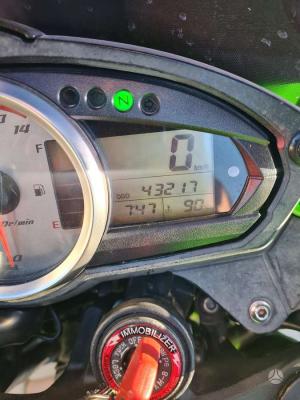 Zaļš Kawasaki Z 2009 Kauņa, ar dzinēja tilpumu 0.75 L un nobraukumu 43 tūkst. km par 3200 €, foto 9 vietnē AUTOMOTO.COM.LV
