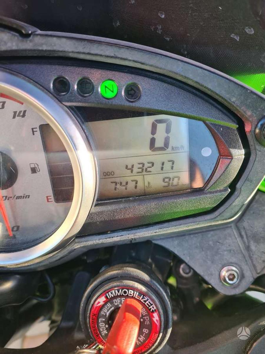 Zaļš Kawasaki Z 2009 Kauņa, ar dzinēja tilpumu 0.75 L un nobraukumu 43 tūkst. km par 3200 €, foto 9 vietnē AUTOMOTO.COM.LV