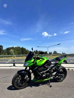 Green Kawasaki Z 2009 in Vilnius, with an engine capacity of 0.75 L and mileage of 43 thousand km for 4200 €, photo 3 on AUTOMOTO.COM.LV