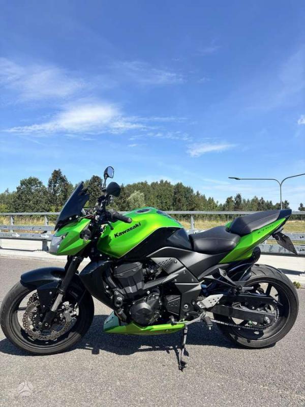 Green Kawasaki Z 2009 in Vilnius, with an engine capacity of 0.75 L and mileage of 43 thousand km for 4200 €, photo 3 on AUTOMOTO.COM.LV