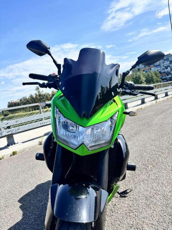 Green Kawasaki Z 2009 in Vilnius, with an engine capacity of 0.75 L and mileage of 43 thousand km for 4200 €, photo 6 on AUTOMOTO.COM.LV