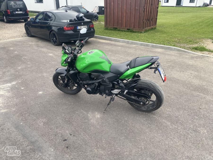 Green Kawasaki Z 2009 in Klaipeda, with an engine capacity of 0.75 L and mileage of 27 thousand km for 2800 €, photo 6 on AUTOMOTO.COM.LV