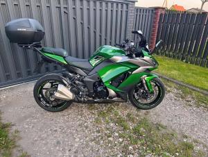 Green Kawasaki Z 2018 in Marijampole, with an engine capacity of 1.00 L and mileage of 28 thousand km for 7450 €, photo  on AUTOMOTO.COM.LV