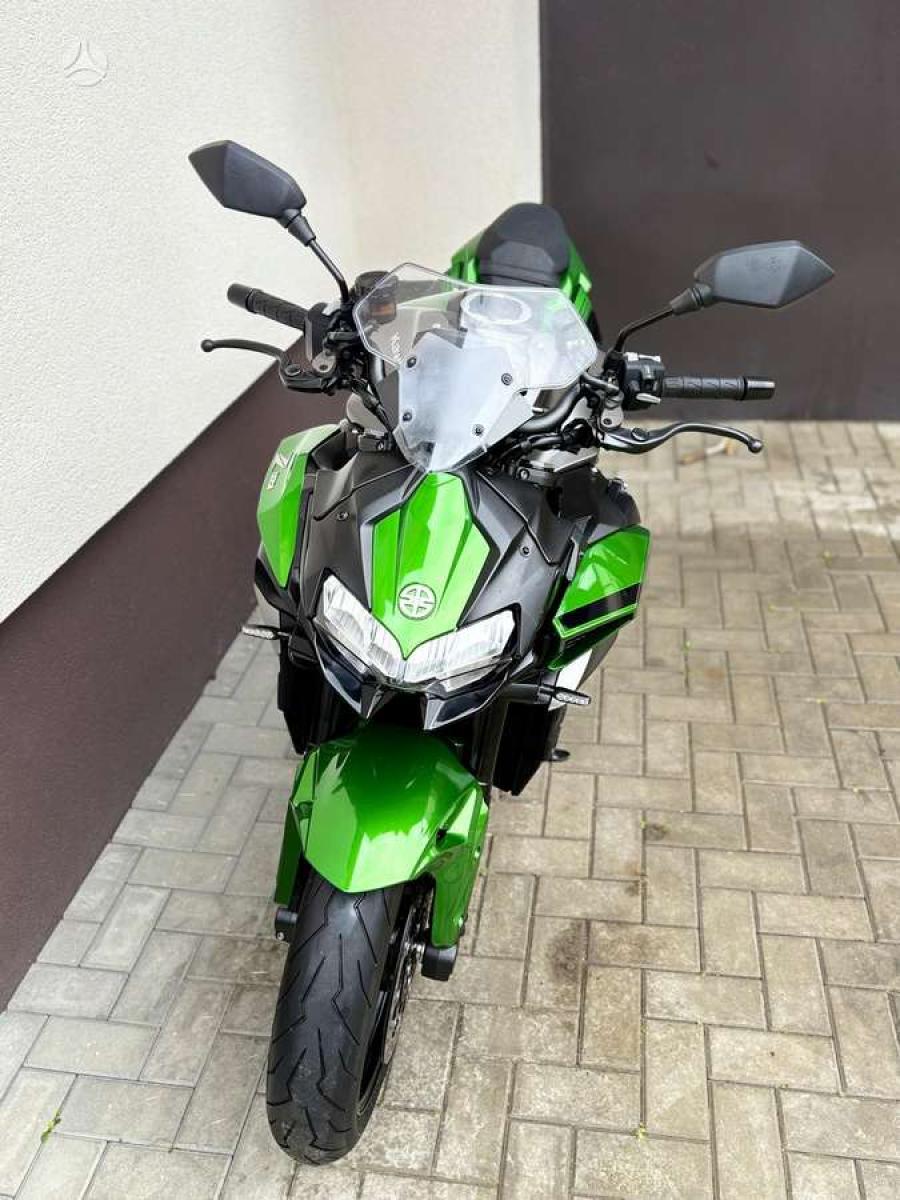 Green Kawasaki Z 2025 in Kaunas, with an engine capacity of 1.00 L and mileage of 3 thousand km for 14500 €, photo 4 on AUTOMOTO.COM.LV