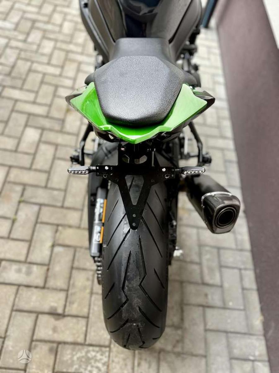Green Kawasaki Z 2025 in Kaunas, with an engine capacity of 1.00 L and mileage of 3 thousand km for 14500 €, photo 9 on AUTOMOTO.COM.LV